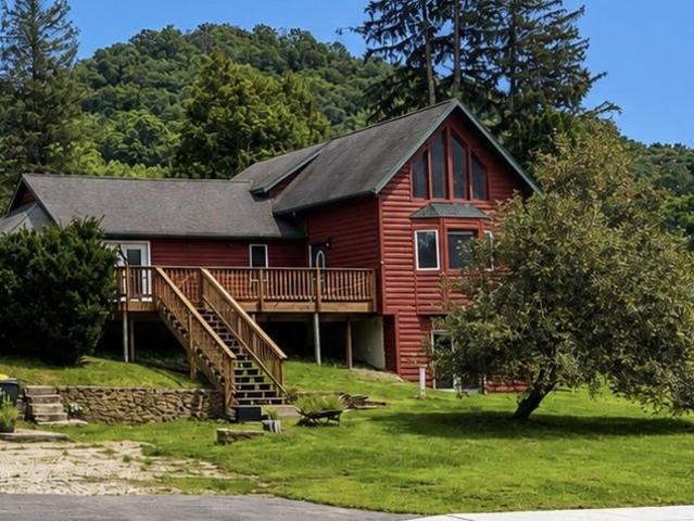 120 Midway St, Steuben, WI 54657