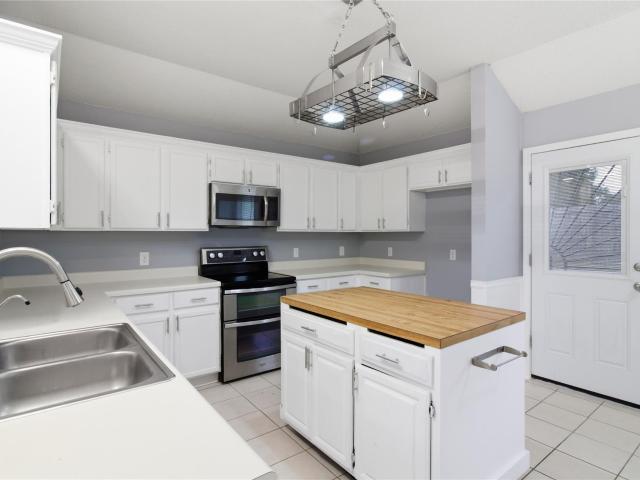 120 Mule DEER Ct