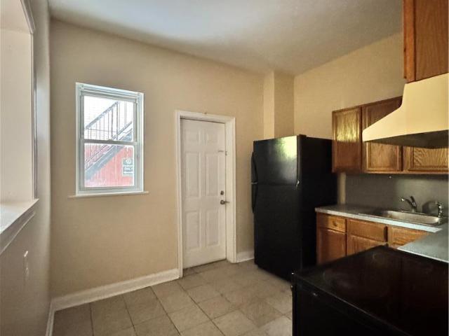 120 N 4TH Street 2