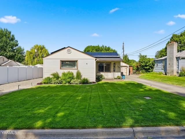 120 N 52nd Ave, Yakima, WA 98908