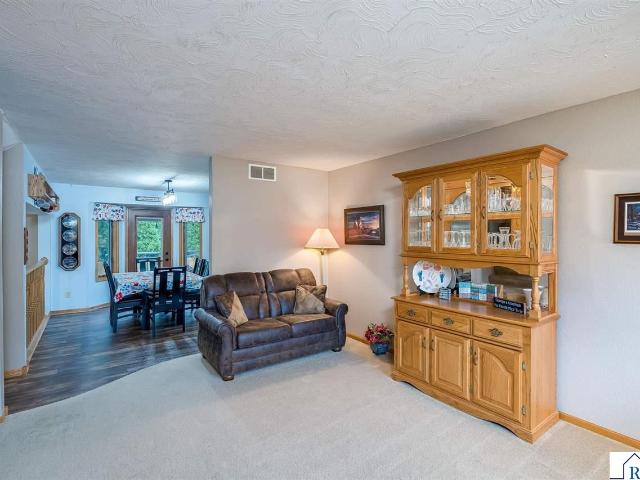 120 N Belmont Drive