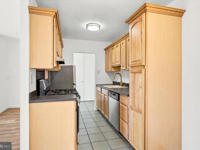 120 N Bethlehem Pike, Unit B303, Fort Washington, PA 19034 | MLS #PAMC2180