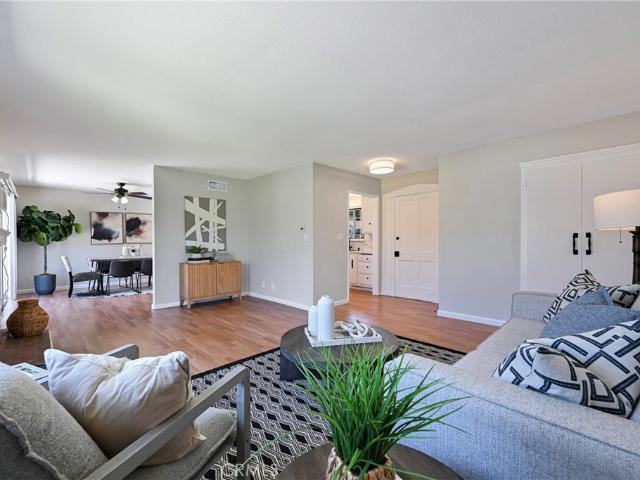 120 N Jerrilee