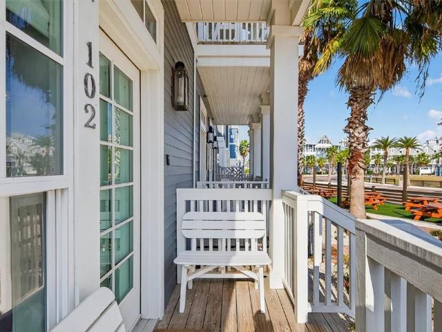 120 N Social Circle 4 102