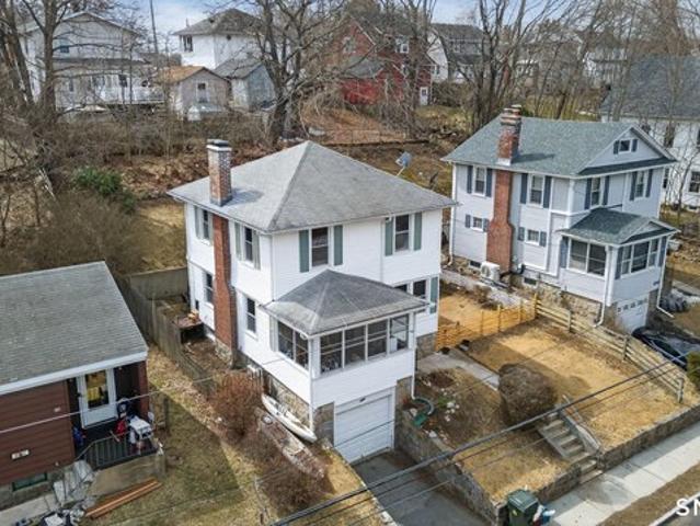 120 Norwood Ave, New London, CT 06320