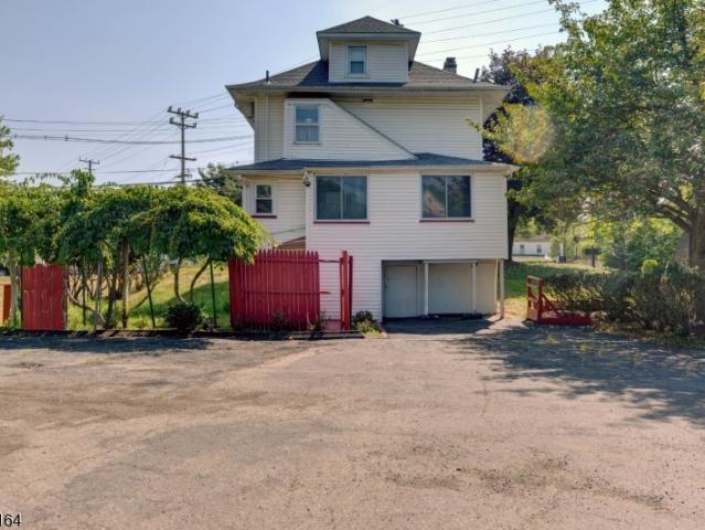 120 Newark Pompton Tpke # Up