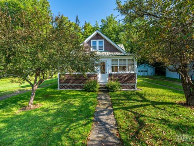120 Neil St, Saranac Lake, NY 12983