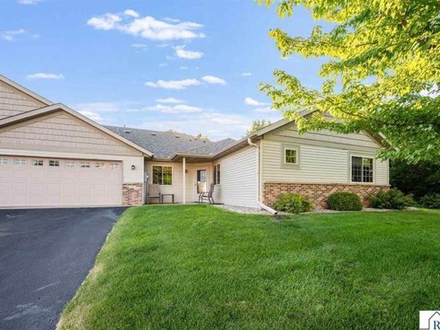 120 Nicklaus Path, Mankato, MN 56001
