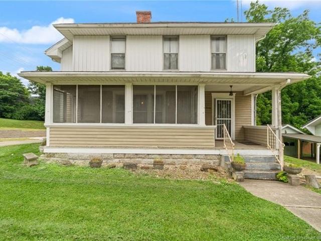 120 NW 2nd St, Paoli, IN 47454