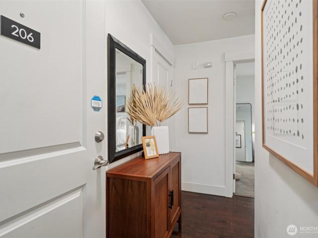 120 NW 39th Street # 206