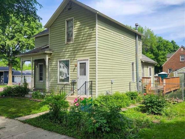 120 NW Elm Street