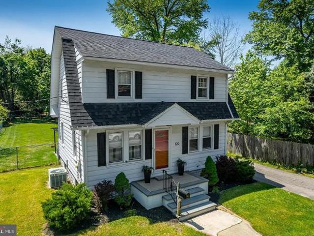 120 S Woodbury Ave, Pitman, NJ 08071