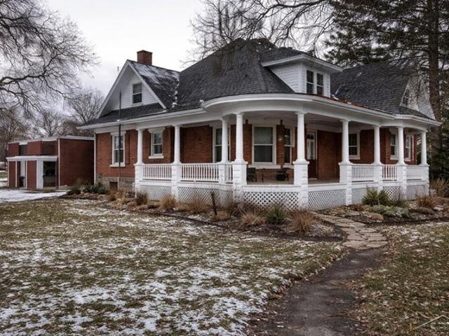 120 S Greenwood St, Sterling, MI 48659