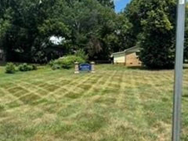 120 S Hoskins Road