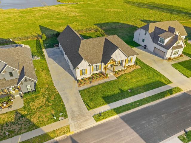 120 Sawyer Ct, Clarksville, TN 37043 | Compass