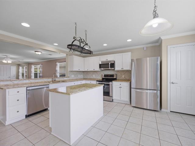 120 Sandy Creek Trl