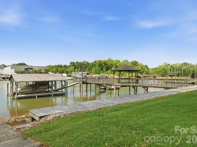 120 Shady Cove Road