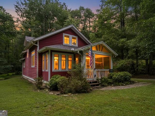 120 Shenendoa Dr, Ellijay, GA 30540