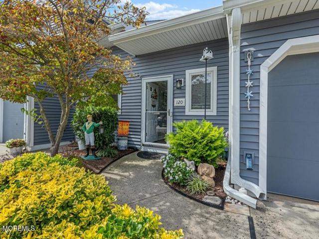 120 Shore Dr, Long Branch, NJ 07740