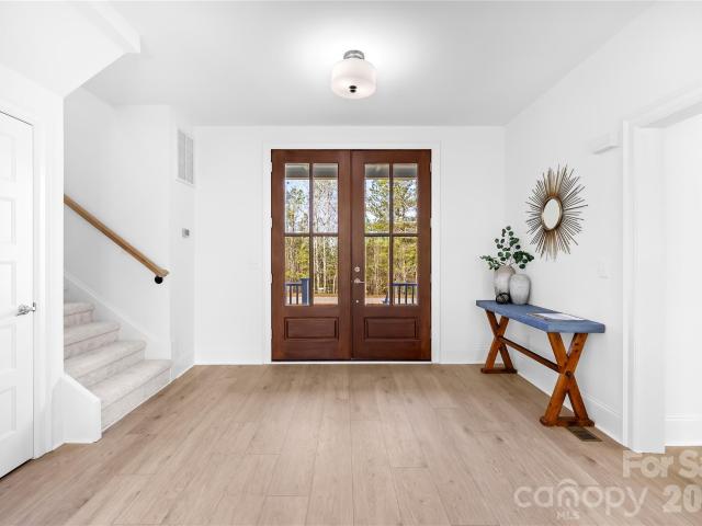 120 Starboard Lane