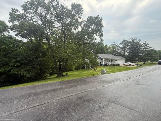 120 Sunny Lane