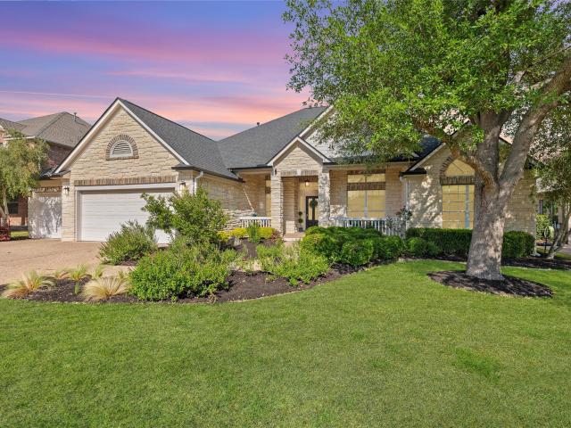 120 Palisade Dr