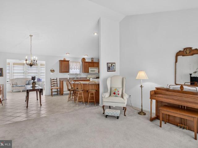 120 Parasol Place