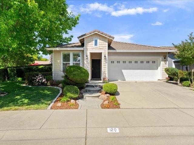 120 Pelican Bay Cir, Sacramento, CA 95835