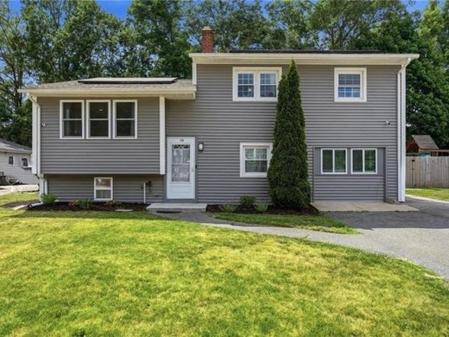 120 Pepin St, West Warwick, RI 02893