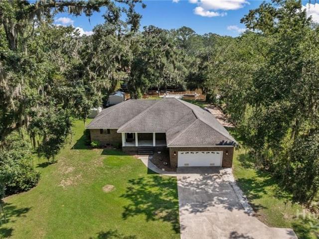 120 Pinetree Rd, Midway, GA 31320