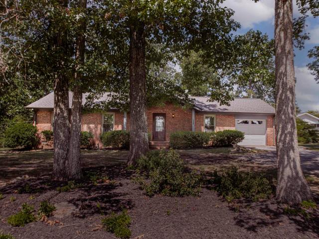 120 Pineview Drive