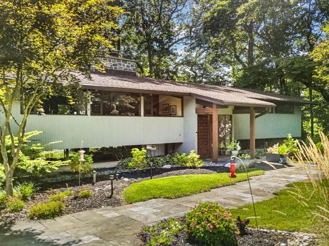 120 Round Hill Road