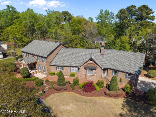 120 Robin Road