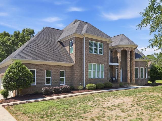 120 Rolling Meadows Lane