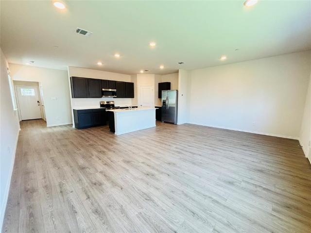 120 Redwood Road