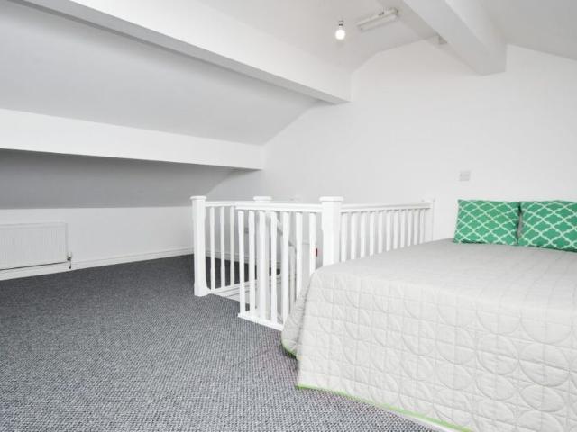 120 Ripon Street, PR1 7LU