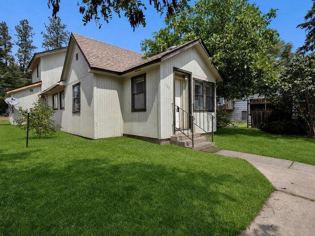 120 W 3rd St, Cheney, WA 99004