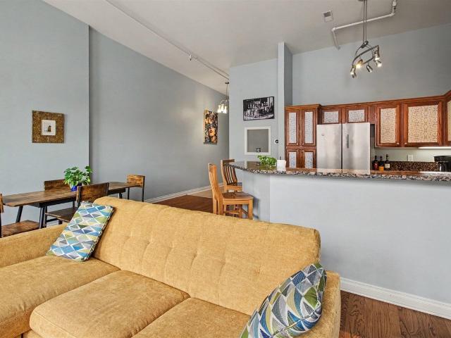 120 W Washington Street # I