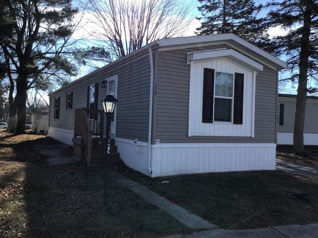 120 W Woodstock Ln, Holland, OH 43528