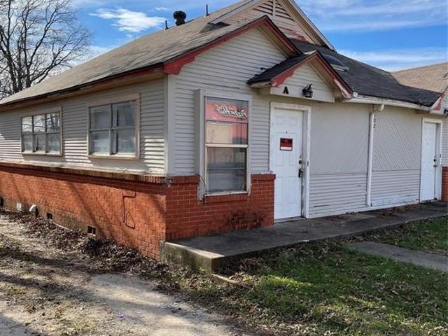 120 W Heron Street