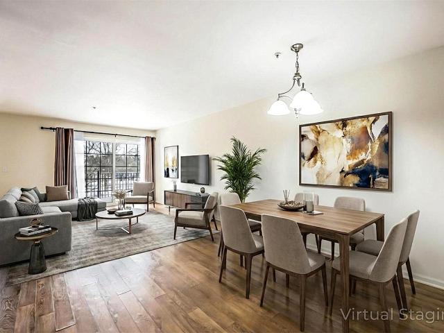 120 W Oakbrook Drive
