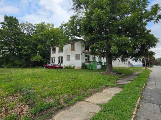 120 W Rockspring Street