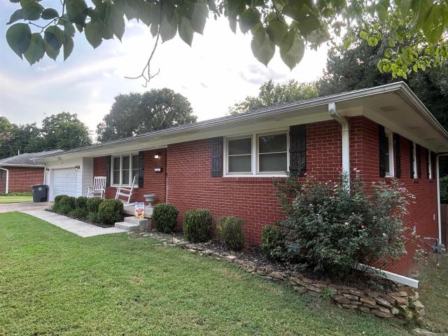 120 W Steward Drive