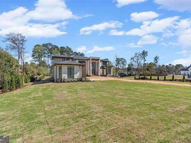 120 Woodlawn Dr NE, Marietta, GA 30067