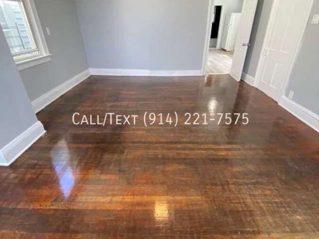 120 Waverly St Yonkers, NY 10701