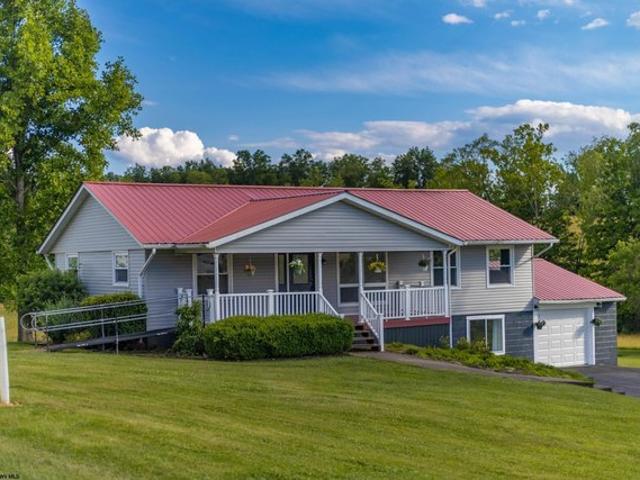 120 Westfield Rd, Jane Lew, WV 26378
