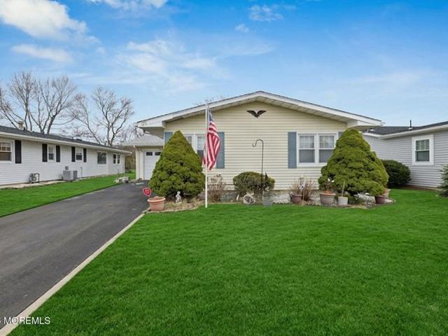 120 Whittier Rd, Brick, NJ 08724