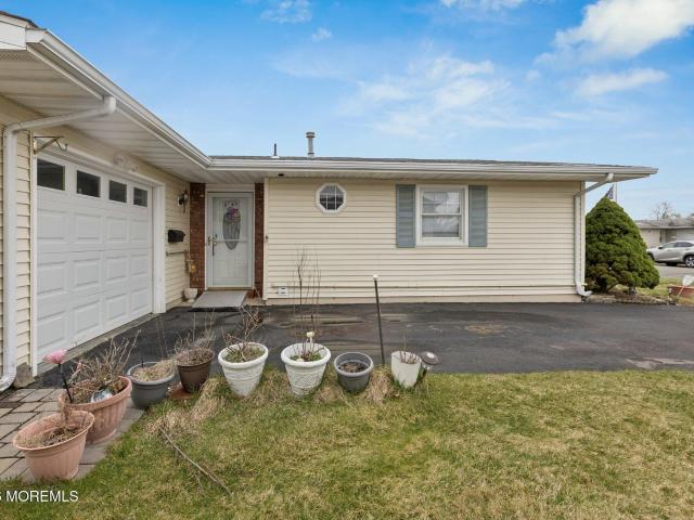120 Whittier Rd, Brick, NJ 08724 | MLS #22608 | Compass