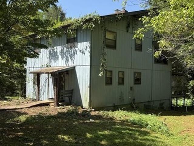 120 Trimont Trl, Franklin, NC 28734