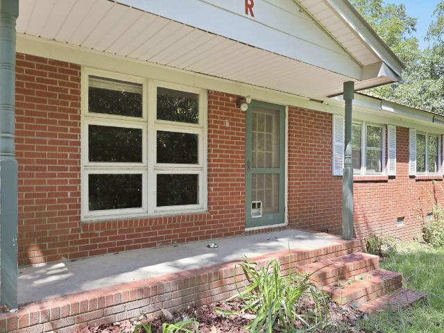 120 Zollie Lane